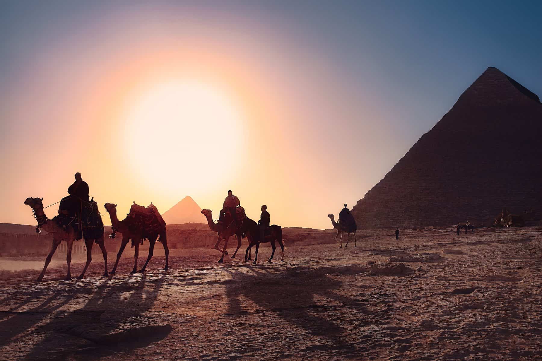 Hurghada to the Pyramids: The Complete Guide
